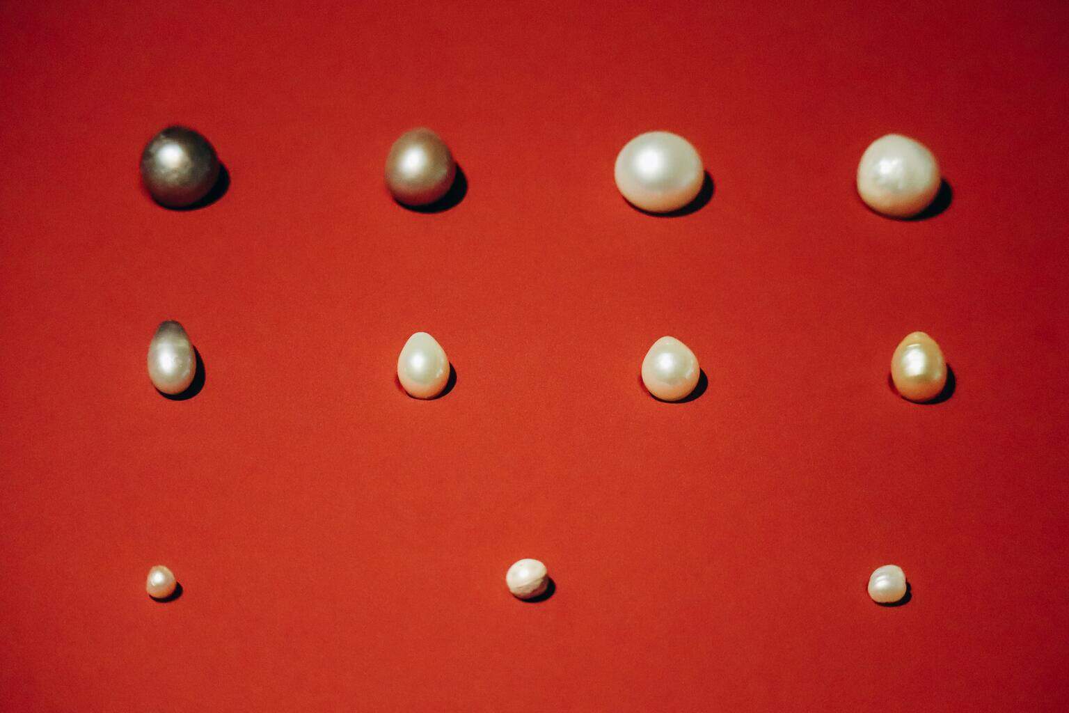 The Essential Guide to Choosing Pearls